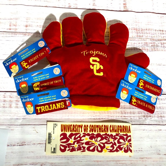 College Classics | Accessories | Usc Trojans Doober Cap Accessories Set ...
